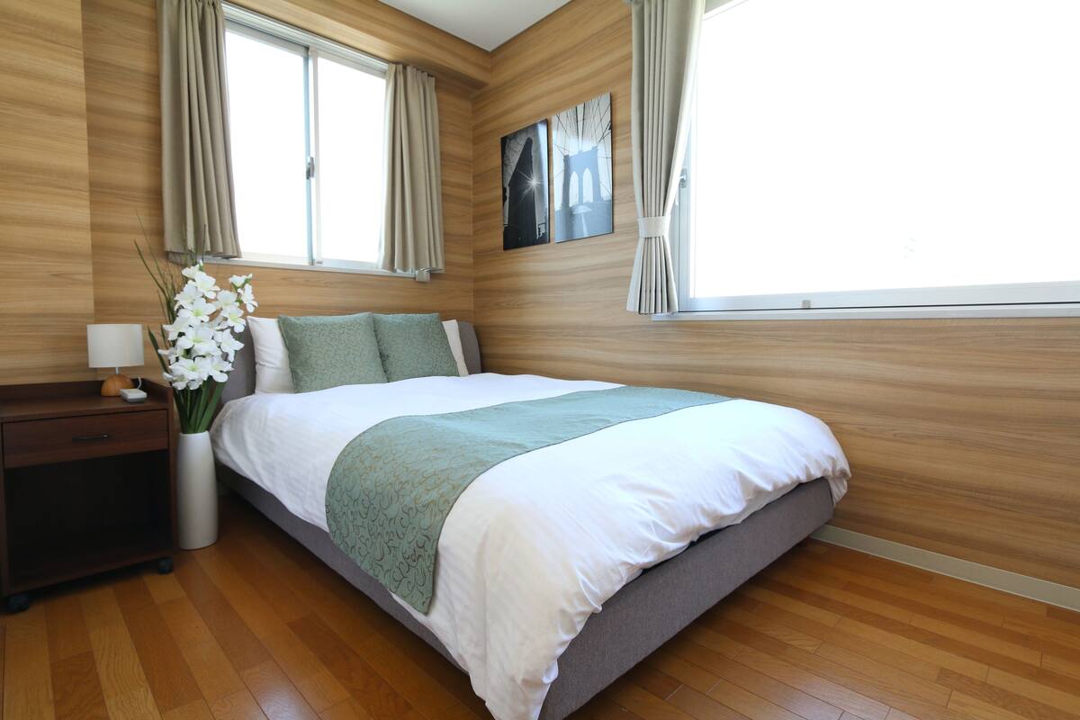 Quarto Duplo (2 Bed Room 601) | Roupa de alta qualidade, cortinas/cortinados opacos 