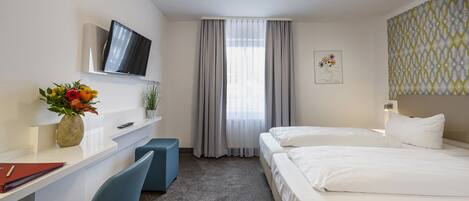 Com decoração personalizada, com mobília individualizada, secretária