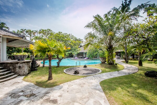 Maya Villa-private Pool - Legian