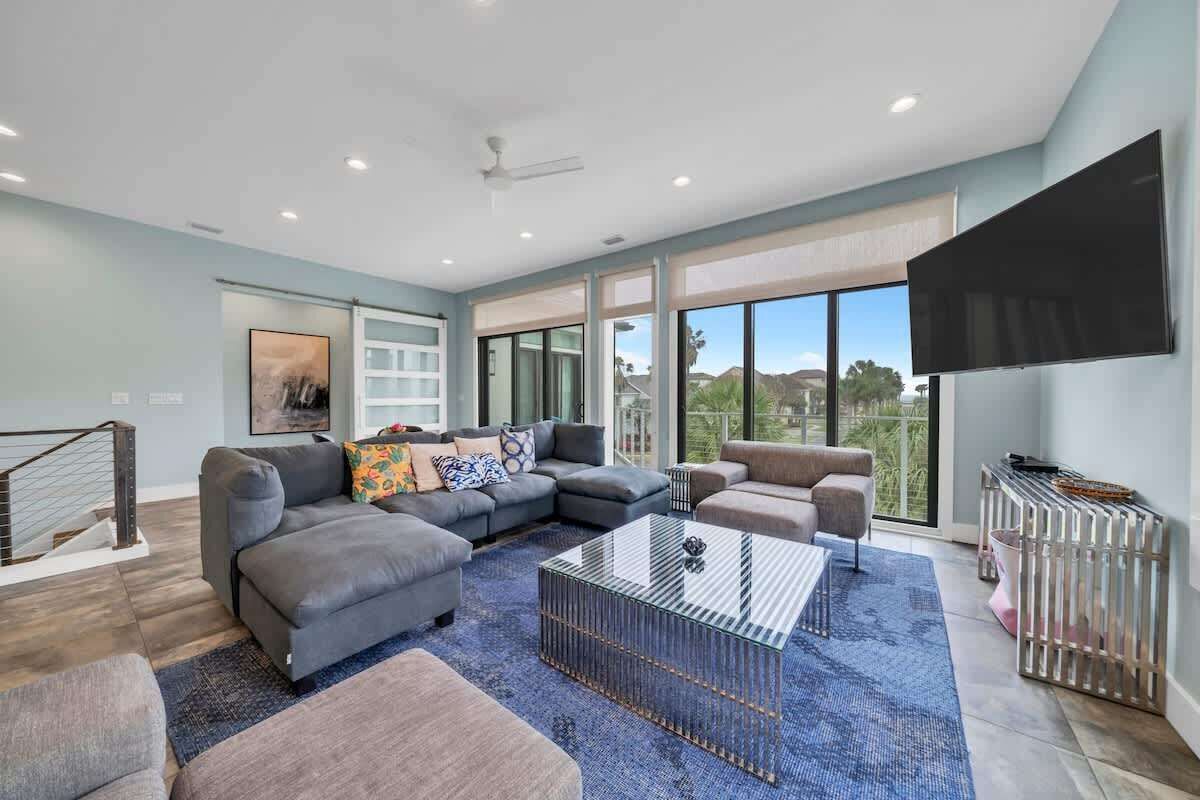 Flamingo Destination - Destin, FL