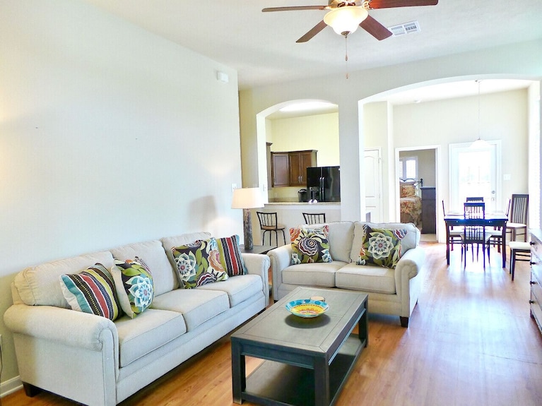 Casa Di Vino - Backyard Bbq Near Messina Hof - Bryan, TX