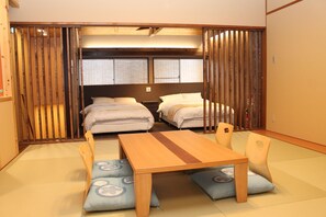 Casa | Ferro/tábua de engomar, Wi-fi grátis, roupa de cama fornecida 