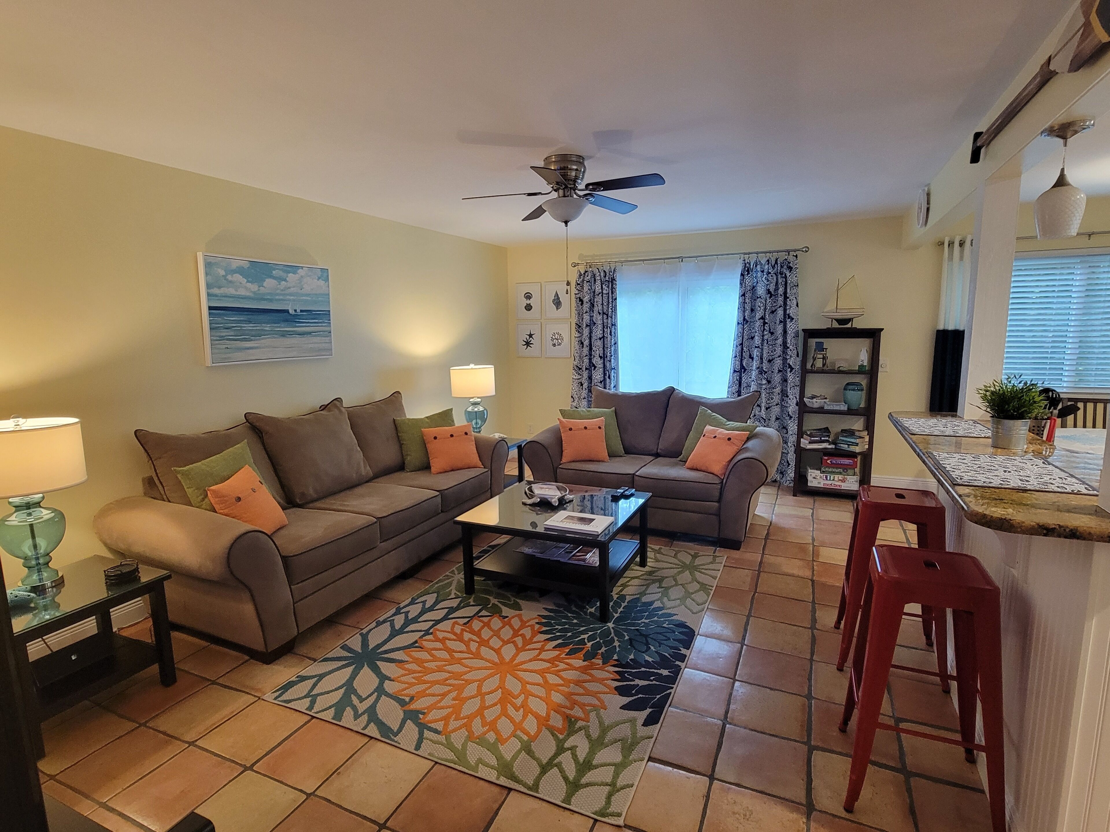 ¡Tu Hogar Lejos De Casa! A Pocos Minutos A Pie De La Playa Con Piscina Y Tenis - Fernandina Beach, FL