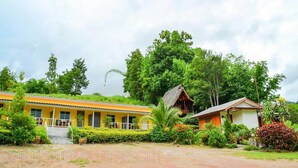 Fachada da propriedade
