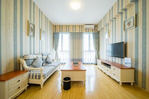 Suíte luxo | Roupas de cama antialérgicas, frigobar, individualmente decorados