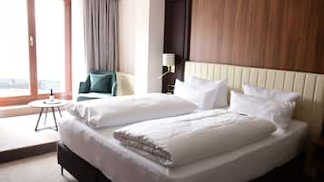 Quarto casal conforto | 1 quarto, roupas de cama antialérgicas, frigobar, cofres nos quartos