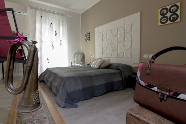 Ad Hoc Rooms - Palermo