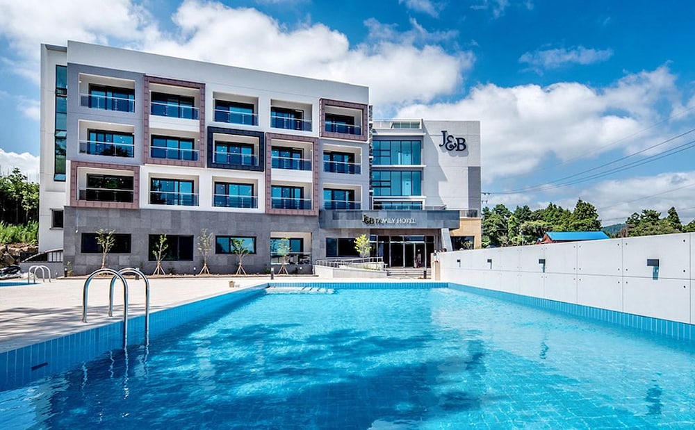 Jnb Family Hotel - Jeju-do