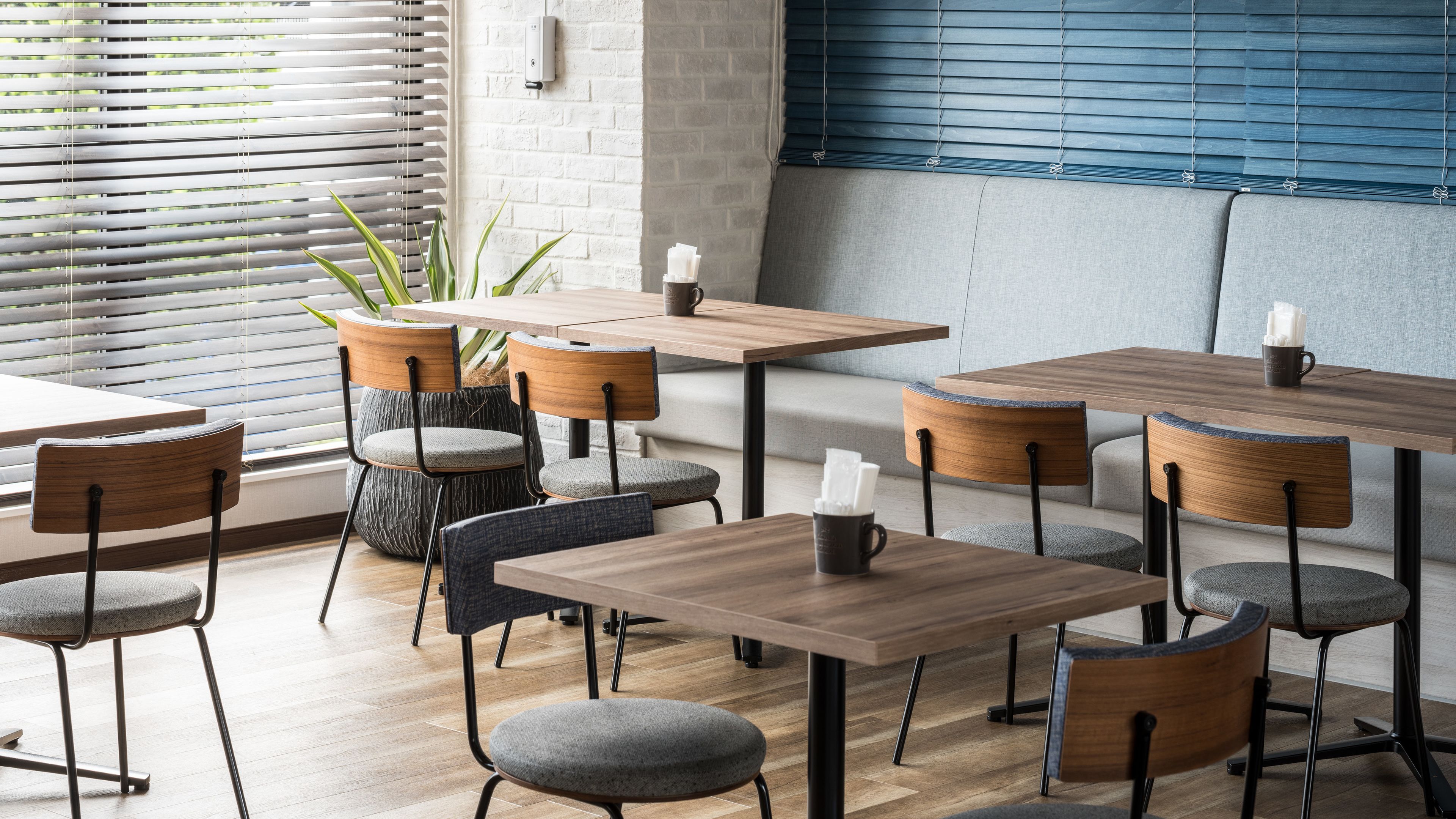 Pequeno-almoço tipo buffet diário (1500 JPY por pessoa) 