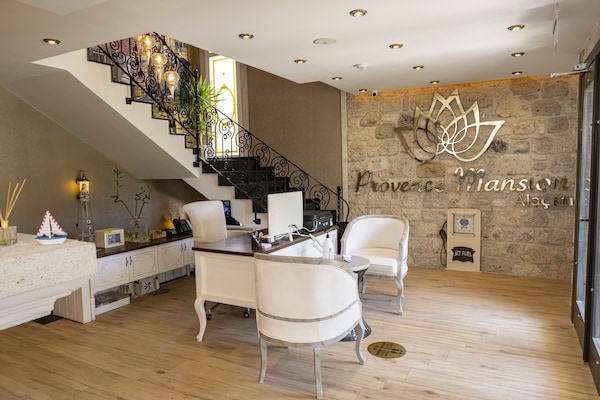 Provence Mansion Alacati - Ilıca