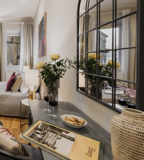 Apartamento (Ariento Deluxe 7) | Wi-fi grátis, roupa de cama fornecida 