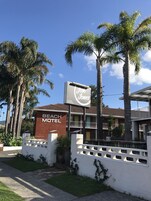Fachada da propriedade