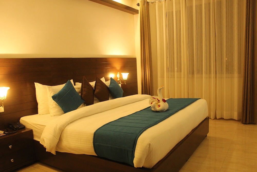 Hotel Holiday Hill - Rishikesh