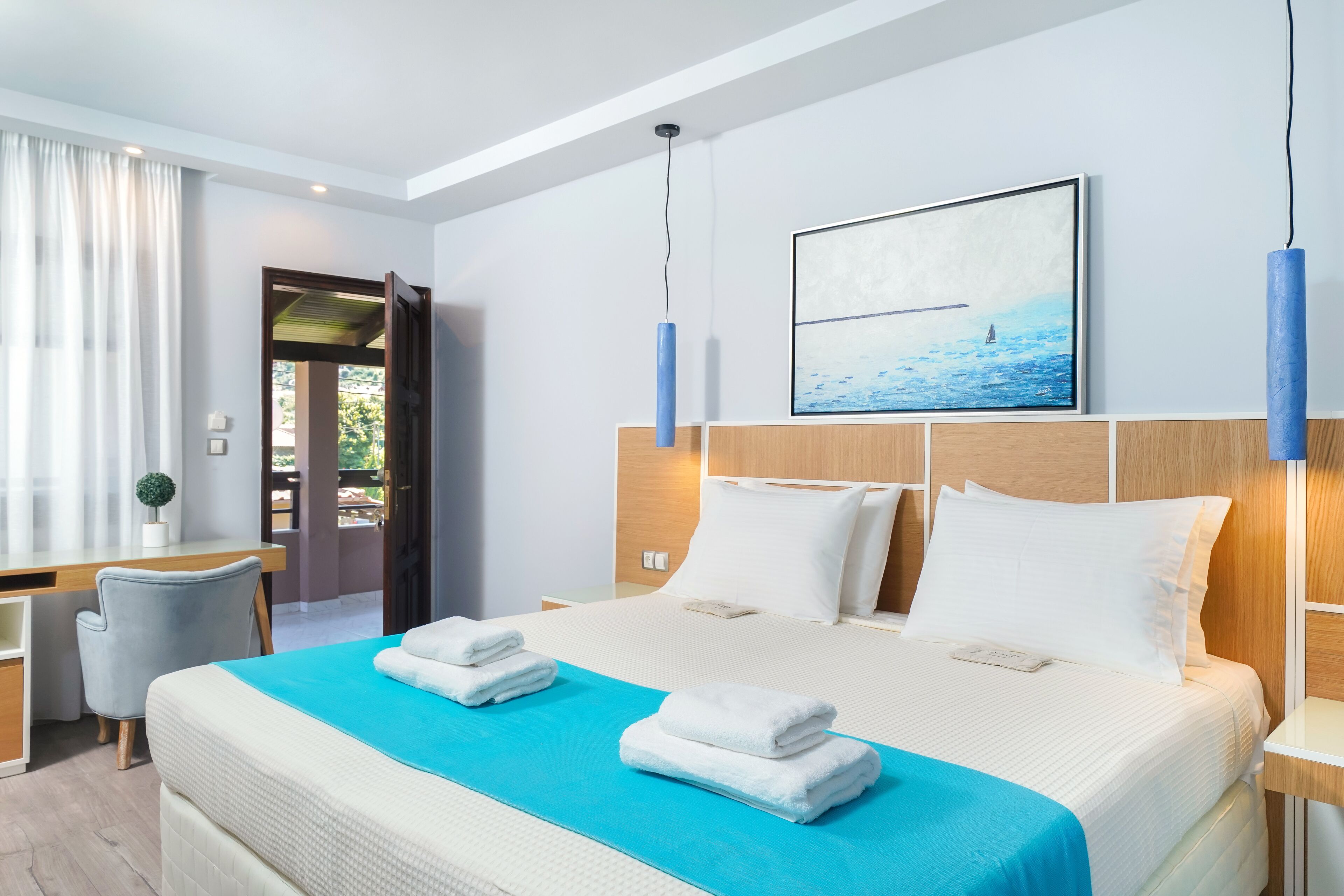 Quarto Deluxe, vista para o mar | Cofre no quarto, secretária, quartos insonorizados 