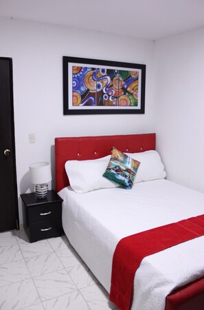 Apartamento, 1 quarto | 1 quarto, roupas de cama premium, escrivaninha