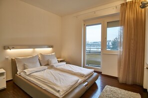 Apartamento exclusivo, para não fumantes, vista para o rio | 2 quartos, ferros/tábuas de passar roupa, Wi-Fi de cortesia