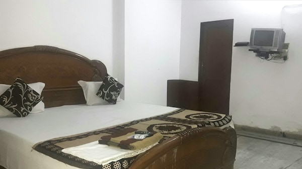 Rajdhani Guest House - Delhi