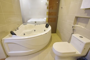 Quarto luxo (Super) | Banheira de hidromassagem