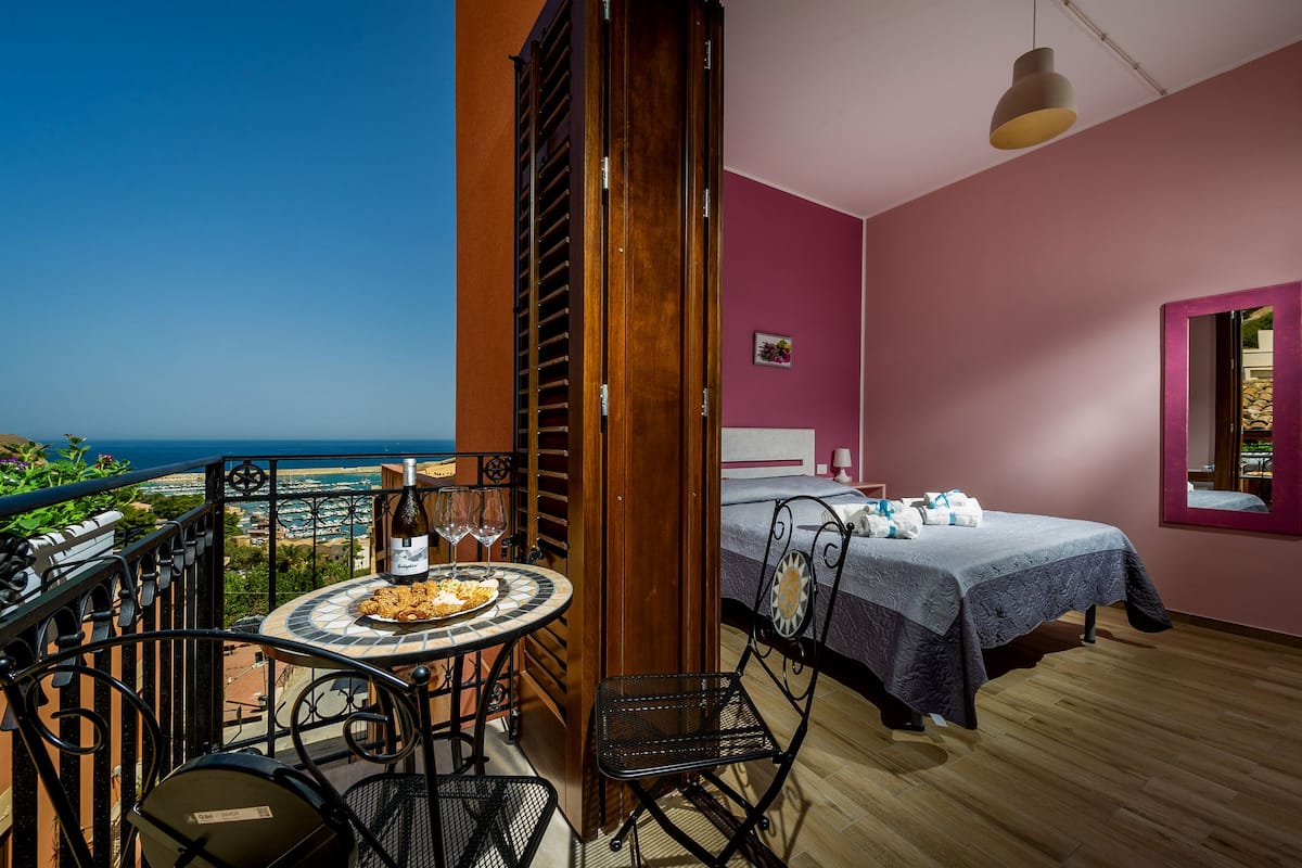 Quarto triplo luxo | Vista da sacada