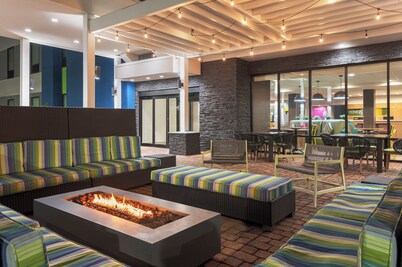 Home2 Suites by Hilton Lake Charles, LA