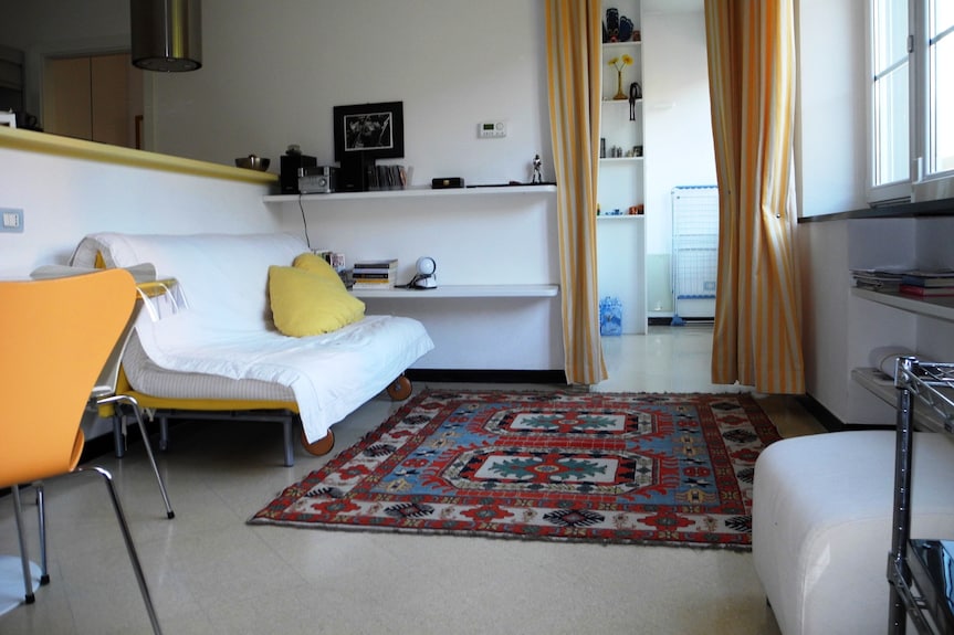 Conception Et Beaucoup De Lumiere Pres De La Mer - Moneglia