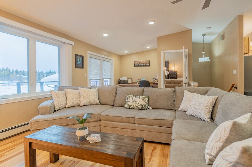 Maison De Luxe Sur La Rivière Chena - Suite Nord - Fairbanks, AK