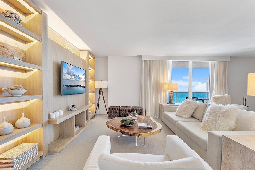 Luxurious 3/3 Direct Ocean Condo 1540 - Located At 1 Hotel & Homes South Beach - Miami Beach, FL