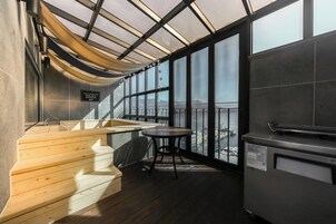 Royal Suite (Hot water - jacuzzi: extra charge) | Secretária, quartos insonorizados, Wi-fi grátis 