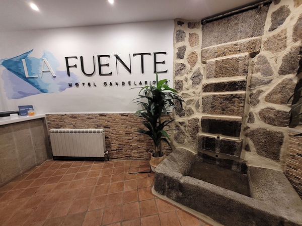 Hotel La Fuente - Candelario
