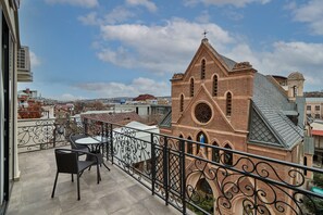 Quarto casal júnior, terraço, vista para a cidade | Vista para a cidade