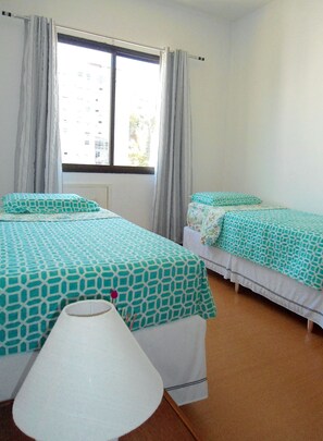 Apartamento | 1 quarto, cofre no quarto, ferro/tábua de engomar 