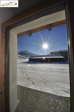 Apartamento luxo, 1 quarto, vista para a montanha | 1 quarto, roupas de cama premium, escrivaninha, berços (sobretaxa)