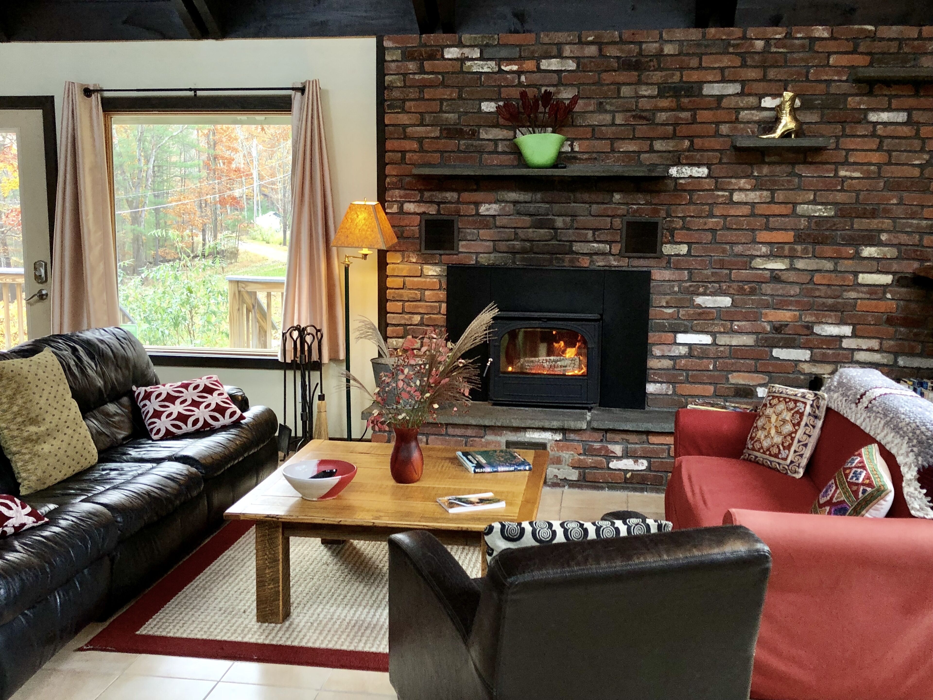 Hot Tub And Fireplace, Private Setting -Woodstock, Ny - Dutchess County, NY