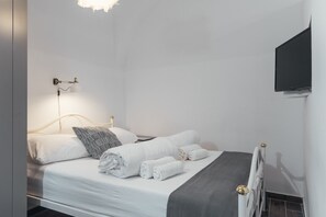 Estúdio Comfort | Secretária, Wi-fi grátis, roupa de cama fornecida 