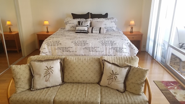 Amazing Ocean & Beach Views - Only Steps To Beach - Honolulu