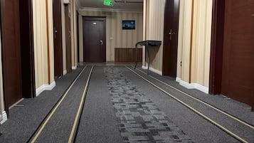 Quarto Familiar | 1 quarto, cofre no quarto, secretária, quartos insonorizados