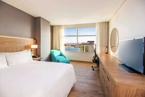 Quarto, 1 cama King, vista para o oceano | Cofres nos quartos, cortinas blackout, quartos à prova de som