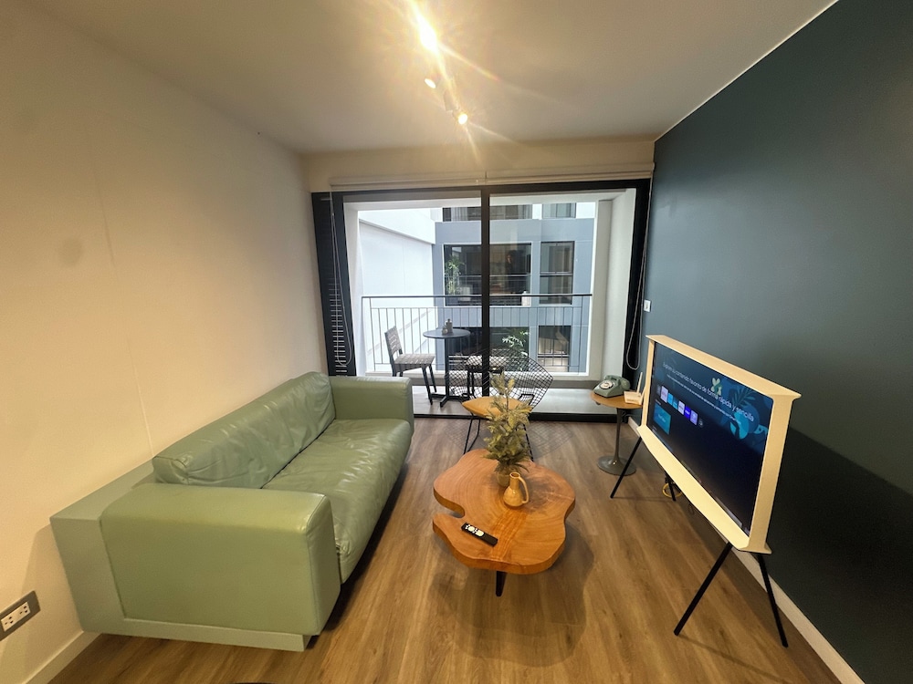 Aparts 4 Days - Lima