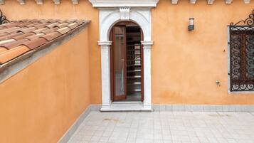 Apartamento, 1 quarto, terraço (4 floor) | Terraço/pátio interior