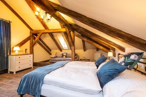 1 quarto, frigobar, individualmente decorados, cortinas blackout