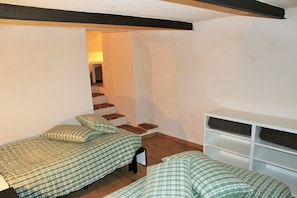 Apartamento, 1 quarto | 1 quarto, berços/camas para crianças grátis, Wi-fi grátis 