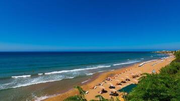 Perto da praia, bares na praia