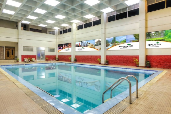 Piscina interior, piscina exterior