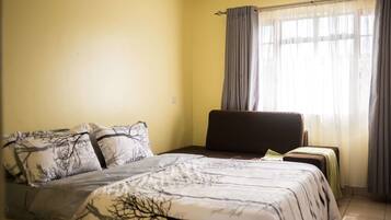 Quarto casal luxo | Wi-Fi de cortesia