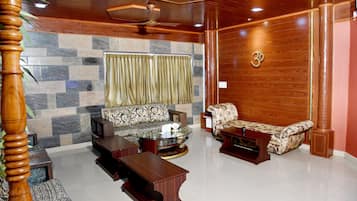Suite | Sala | Televisor
