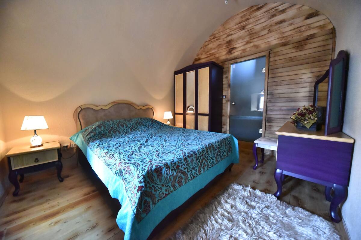 Suite Executiva | Minibar, secretária, quartos insonorizados, Wi-fi grátis
