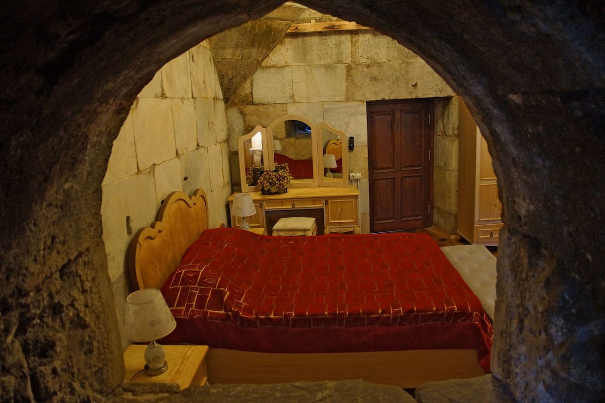 Quarto Duplo | Minibar, secretária, quartos insonorizados, Wi-fi grátis