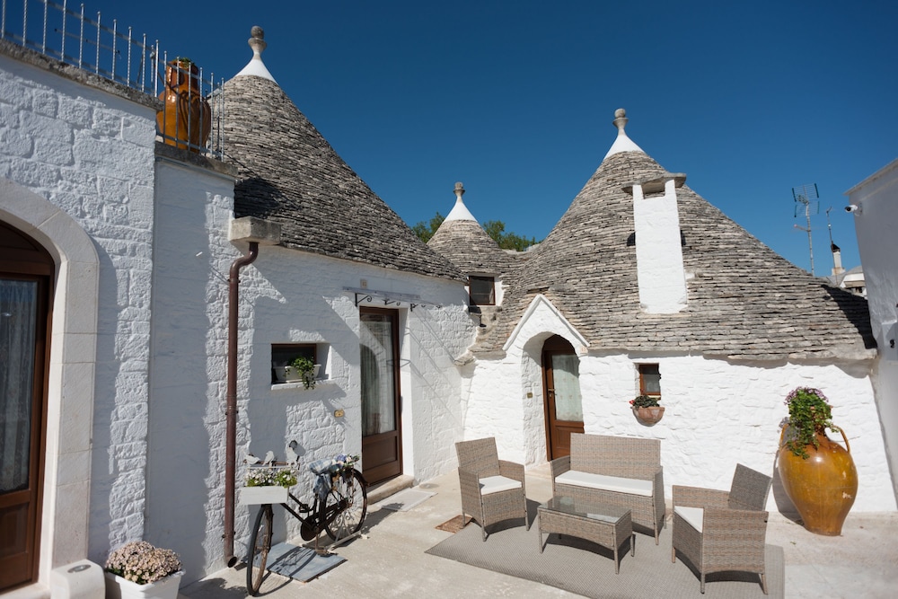 Romantic Trulli - Alberobello
