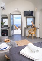 Quarto Duplo Premier, casa de banho anexa, vista para o mar (Filotera) | Minibar, quartos insonorizados, ferro/tábua de engomar, Wi-fi grátis 
