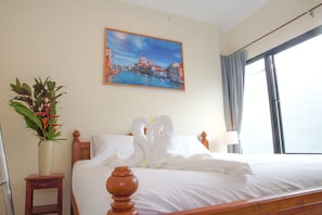 3 Bedrooms Vacation Home | 3 quartos, roupas de cama premium, frigobar, cofres nos quartos